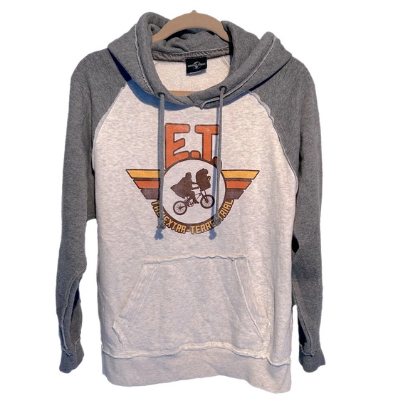 Universal Studio | Shirts | Vintage Et The Extra Terrestrial Movie ...